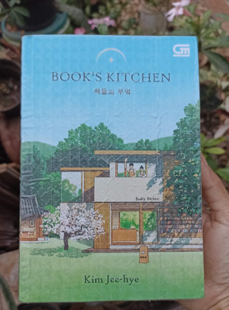 Kafe Buku | Dewipuspasari's Weblog